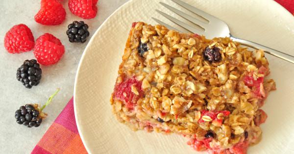MedlinePlus: Baked Berry Oatmeal